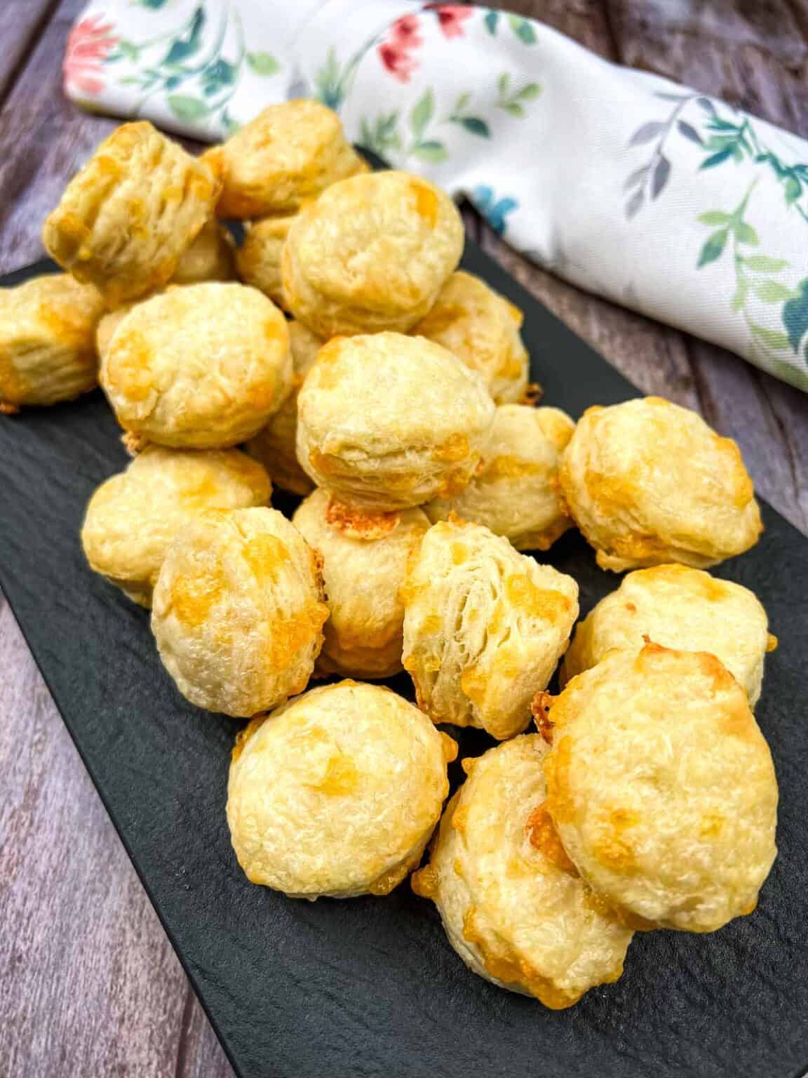 Mini Flaky Cheese Biscuits - Bake What You Love